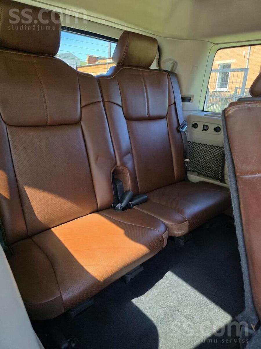 Melns Jeep Commander 2007 Ventspils, ar dzinēja tilpumu 3.00 L un nobraukumu 358 tūkst. km par 6990 €, foto 23 vietnē AUTOMOTO.COM.LV