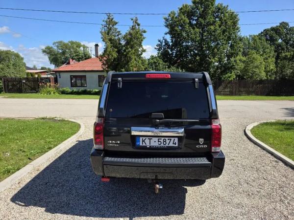 Melns Jeep Commander 2007 Ventspils, ar dzinēja tilpumu 3.00 L un nobraukumu 358 tūkst. km par 6990 €, foto 7 vietnē AUTOMOTO.COM.LV