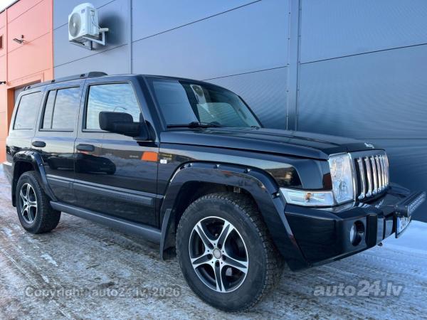 Melns Jeep Commander 2007 Kuresāre, ar dzinēja tilpumu 3.00 L un nobraukumu 361 tūkst. km par 7650 €, foto 3 vietnē AUTOMOTO.COM.LV