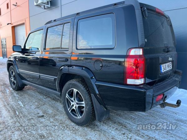 Melns Jeep Commander 2007 Kuresāre, ar dzinēja tilpumu 3.00 L un nobraukumu 361 tūkst. km par 7650 €, foto 4 vietnē AUTOMOTO.COM.LV