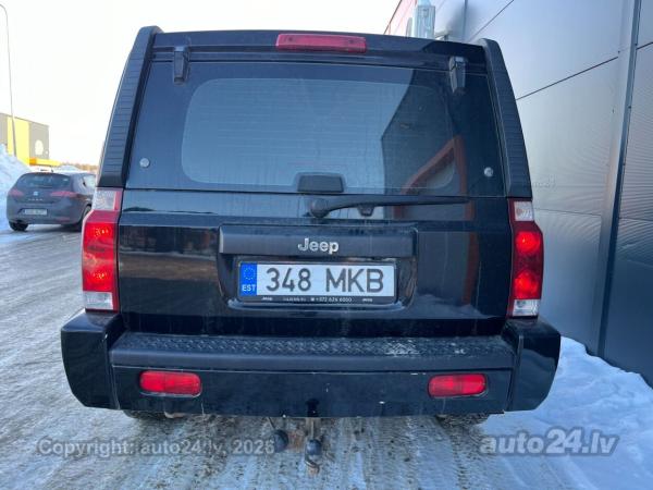 Melns Jeep Commander 2007 Kuresāre, ar dzinēja tilpumu 3.00 L un nobraukumu 361 tūkst. km par 7650 €, foto 5 vietnē AUTOMOTO.COM.LV