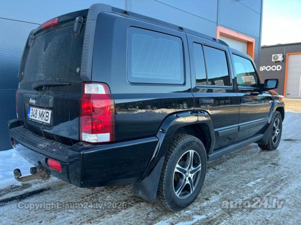 Melns Jeep Commander 2007 Kuresāre, ar dzinēja tilpumu 3.00 L un nobraukumu 361 tūkst. km par 7650 €, foto 6 vietnē AUTOMOTO.COM.LV