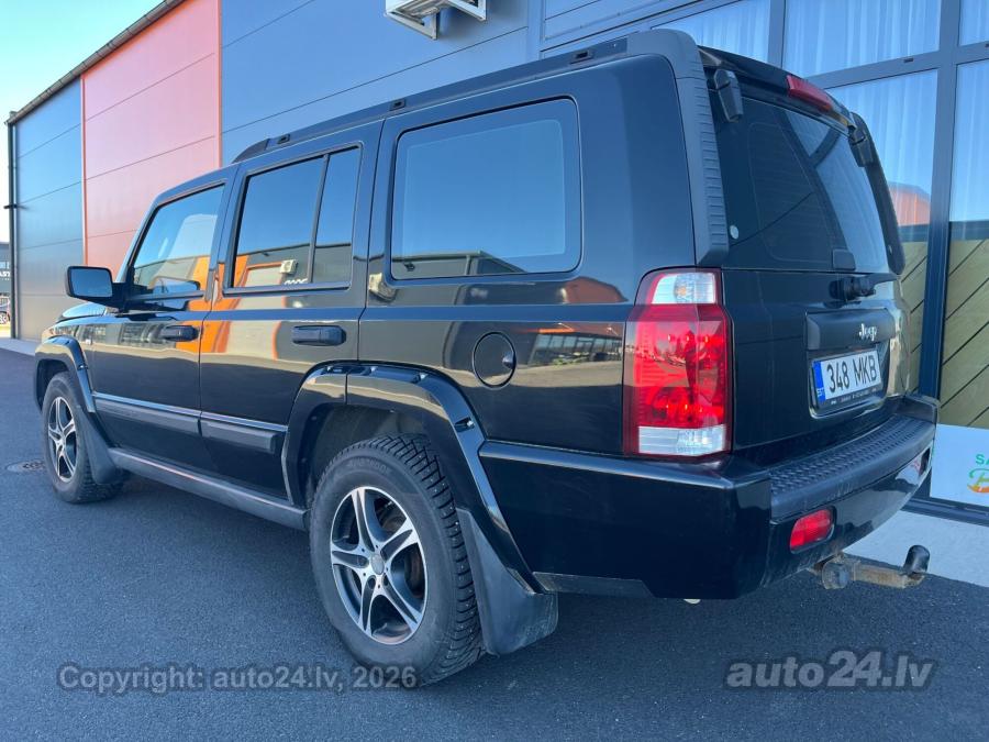 Black Jeep Commander 2007 in Kuressaare, with an engine capacity of 3.00 L and mileage of 361 thousand km for 6950 €, photo 5 on AUTOMOTO.COM.LV