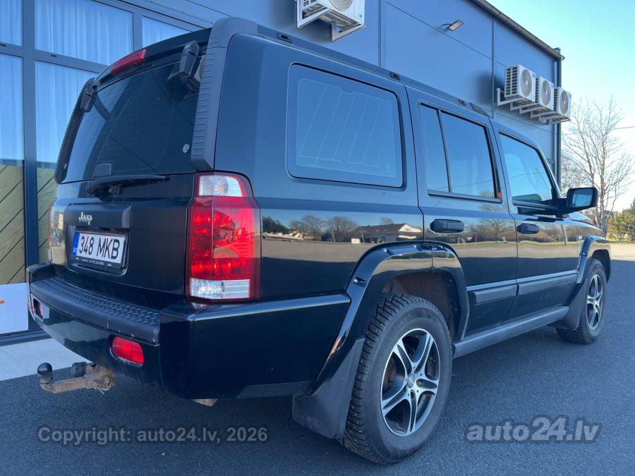 Black Jeep Commander 2007 in Kuressaare, with an engine capacity of 3.00 L and mileage of 361 thousand km for 6950 €, photo 7 on AUTOMOTO.COM.LV
