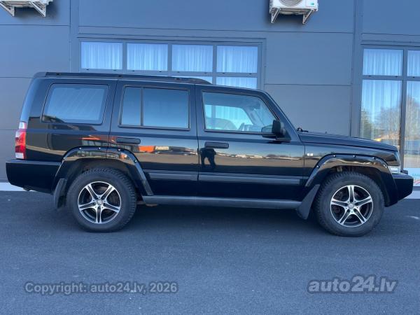 Melns Jeep Commander 2007 Kuresāre, ar dzinēja tilpumu 3.00 L un nobraukumu 361 tūkst. km par 6950 €, foto 7 vietnē AUTOMOTO.COM.LV