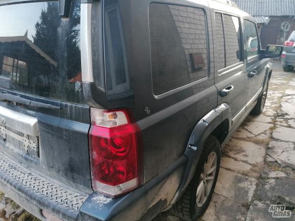 Blue Jeep Commander 2008 in Moletai, with an engine capacity of 3.00 L and mileage of 312 thousand km for 3150 €, photo 5 on AUTOMOTO.COM.LV