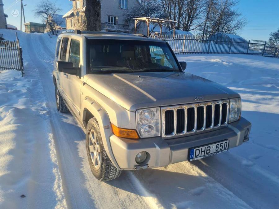 Jeep Commander 2006 Viļņa, ar dzinēja tilpumu 5.70 L un nobraukumu 69 tūkst. km par 10500 €, foto 1 vietnē AUTOMOTO.COM.LV
