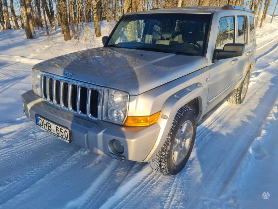 Jeep Commander 2006 Viļņa, ar dzinēja tilpumu 5.70 L un nobraukumu 69 tūkst. km par 10500 €, foto 16 vietnē AUTOMOTO.COM.LV