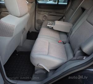 Jeep Commander 2007 Tallina, ar dzinēja tilpumu 3.00 L un nobraukumu 220 tūkst. km par 8180 €, foto 15 vietnē AUTOMOTO.COM.LV
