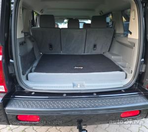 Jeep Commander 2007 Tallina, ar dzinēja tilpumu 3.00 L un nobraukumu 220 tūkst. km par 8180 €, foto 18 vietnē AUTOMOTO.COM.LV