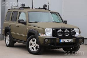 Green Jeep Commander 2006 in Tukums, with an engine capacity of 3.00 L and mileage of 392 thousand km for 6400 €, photo 3 on AUTOMOTO.COM.LV