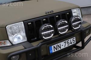 Green Jeep Commander 2006 in Tukums, with an engine capacity of 3.00 L and mileage of 392 thousand km for 6400 €, photo 5 on AUTOMOTO.COM.LV