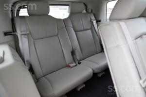 Green Jeep Commander 2006 in Tukums, with an engine capacity of 3.00 L and mileage of 392 thousand km for 6400 €, photo 17 on AUTOMOTO.COM.LV
