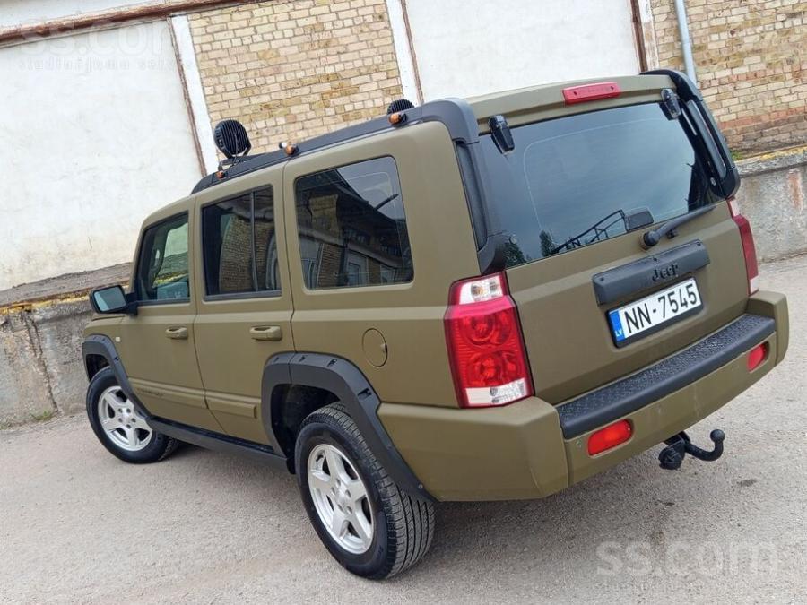 Green Jeep Commander 2006 in Tukums, with an engine capacity of 3.00 L and mileage of 392 thousand km for 6400 €, photo 6 on AUTOMOTO.COM.LV