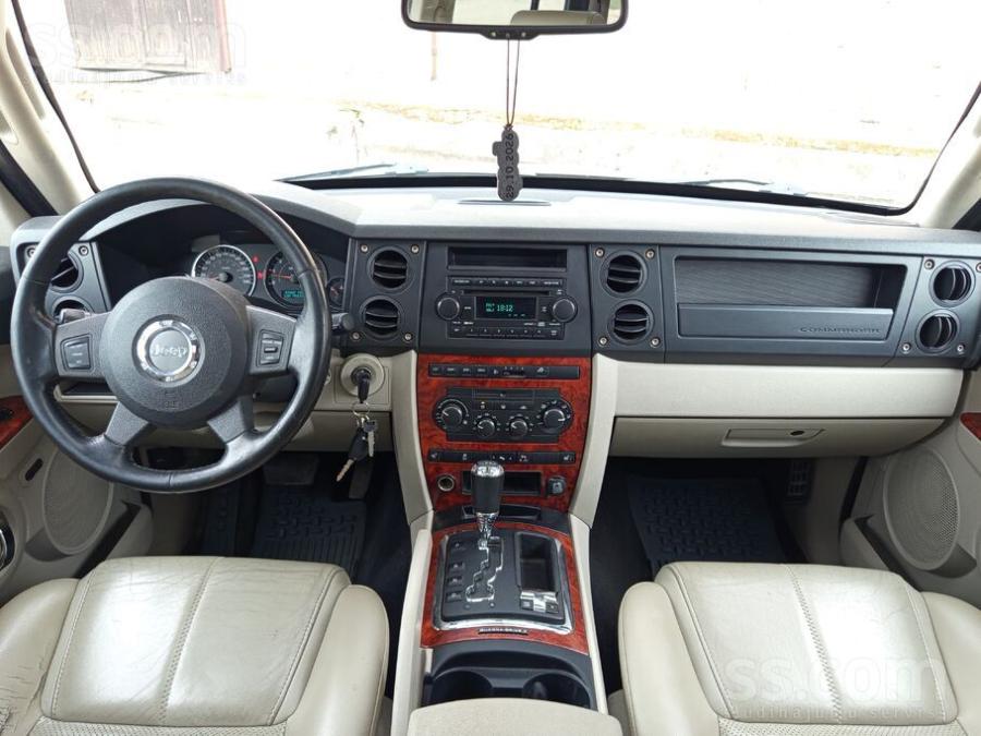 Green Jeep Commander 2006 in Tukums, with an engine capacity of 3.00 L and mileage of 392 thousand km for 6400 €, photo 9 on AUTOMOTO.COM.LV
