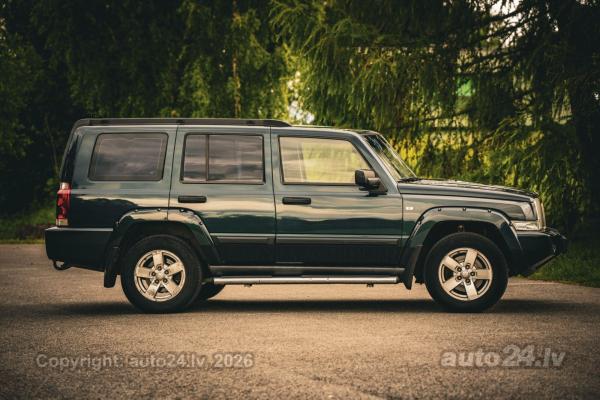 Zaļš Jeep Commander 2006 Tallina, ar dzinēja tilpumu 3.00 L un nobraukumu 309 tūkst. km par 6700 €, foto 5 vietnē AUTOMOTO.COM.LV