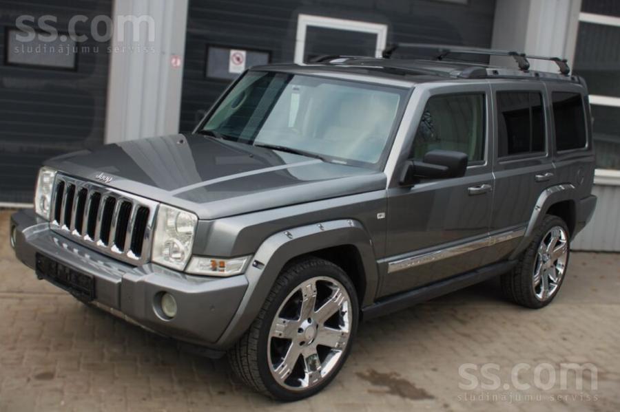 Grey Jeep Commander 2008 in Riga, with an engine capacity of 3.00 L and mileage of 0 thousand km for 8990 €, photo 1 on AUTOMOTO.COM.LV