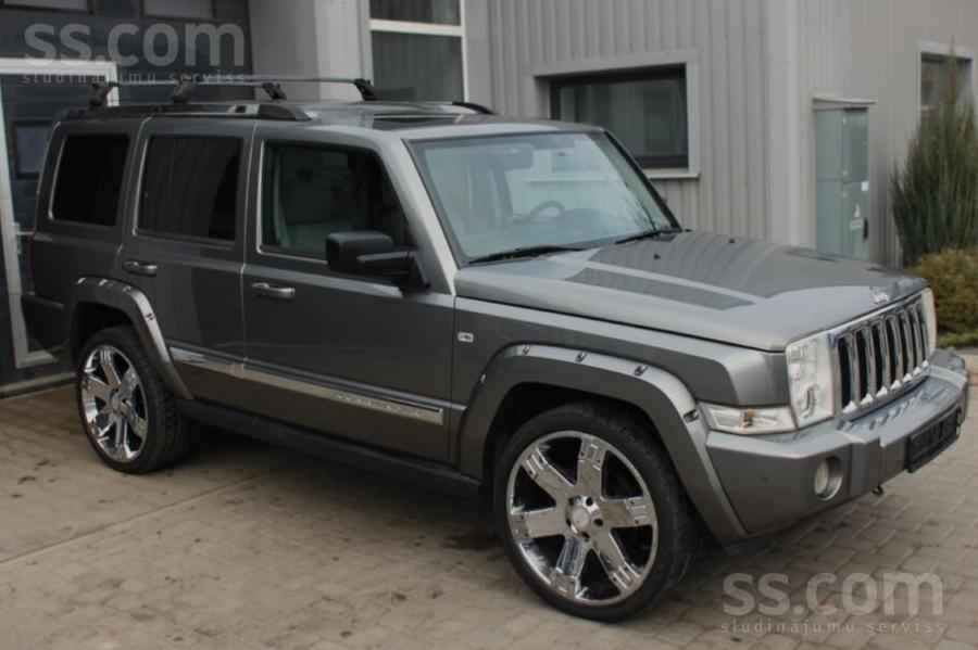Grey Jeep Commander 2008 in Riga, with an engine capacity of 3.00 L and mileage of 0 thousand km for 8990 €, photo 9 on AUTOMOTO.COM.LV