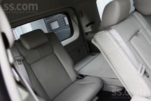 Grey Jeep Commander 2008 in Riga, with an engine capacity of 3.00 L and mileage of 0 thousand km for 8990 €, photo 29 on AUTOMOTO.COM.LV