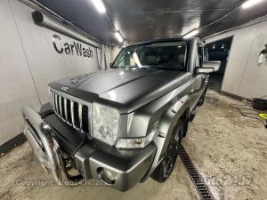 Pelēks Jeep Commander 2011 Tallina, ar dzinēja tilpumu 3.00 L un nobraukumu 262 tūkst. km par 9990 €, foto 2 vietnē AUTOMOTO.COM.LV