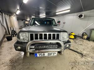 Pelēks Jeep Commander 2011 Tallina, ar dzinēja tilpumu 3.00 L un nobraukumu 262 tūkst. km par 9990 €, foto 4 vietnē AUTOMOTO.COM.LV