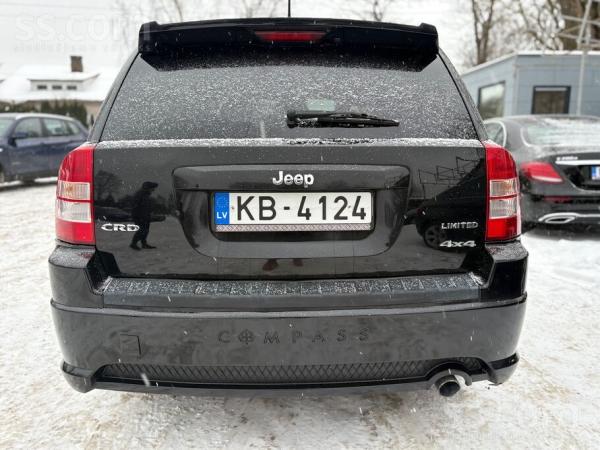 Black Jeep Compass 2007 in Riga, with an engine capacity of 2.00 L and mileage of 0 thousand km for 2900 €, photo 4 on AUTOMOTO.COM.LV