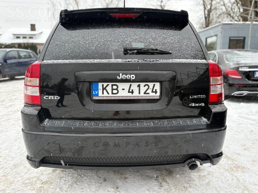 Black Jeep Compass 2007 in Riga, with an engine capacity of 2.00 L and mileage of 0 thousand km for 2900 €, photo 4 on AUTOMOTO.COM.LV