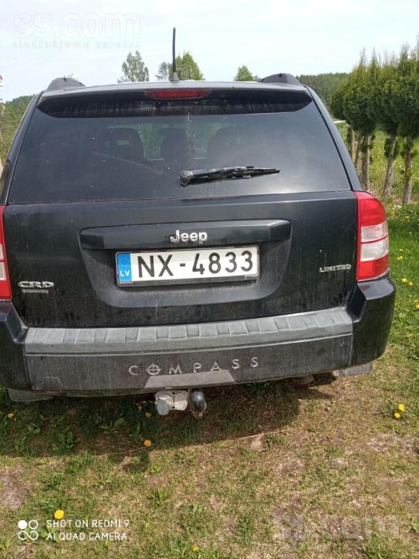 Black Jeep Compass 2007 in Kraslava, with an engine capacity of 1.90 L and mileage of 333 thousand km for 1650 €, photo 3 on AUTOMOTO.COM.LV