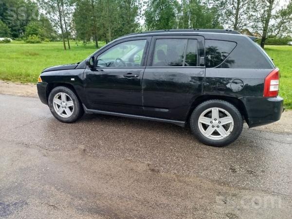 Black Jeep Compass 2007 in Preili, with an engine capacity of 2.00 L and mileage of 0 thousand km for 3600 €, photo 5 on AUTOMOTO.COM.LV