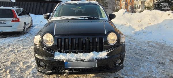 Black Jeep Compass 2008 in Kretinga, with an engine capacity of 2.00 L and mileage of 218 thousand km for 4550 €, photo 2 on AUTOMOTO.COM.LV