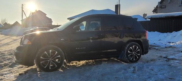 Black Jeep Compass 2008 in Kretinga, with an engine capacity of 2.00 L and mileage of 218 thousand km for 4550 €, photo 6 on AUTOMOTO.COM.LV