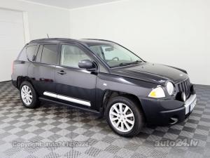 Melns Jeep Compass 2008 Tallina, ar dzinēja tilpumu 2.40 L un nobraukumu 215 tūkst. km par 1999 €, foto  vietnē AUTOMOTO.COM.LV