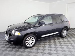 Black Jeep Compass 2008 in Tallinn, with an engine capacity of 2.40 L and mileage of 215 thousand km for 1999 €, photo 3 on AUTOMOTO.COM.LV