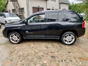 Melns Jeep Compass 2011 Šauļi, ar dzinēja tilpumu 2.14 L un nobraukumu 180 tūkst. km par 4500 €, foto 4 vietnē AUTOMOTO.COM.LV