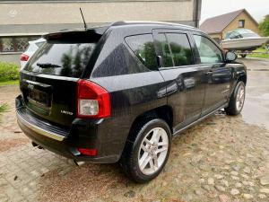 Melns Jeep Compass 2011 Šauļi, ar dzinēja tilpumu 2.14 L un nobraukumu 180 tūkst. km par 4500 €, foto 6 vietnē AUTOMOTO.COM.LV