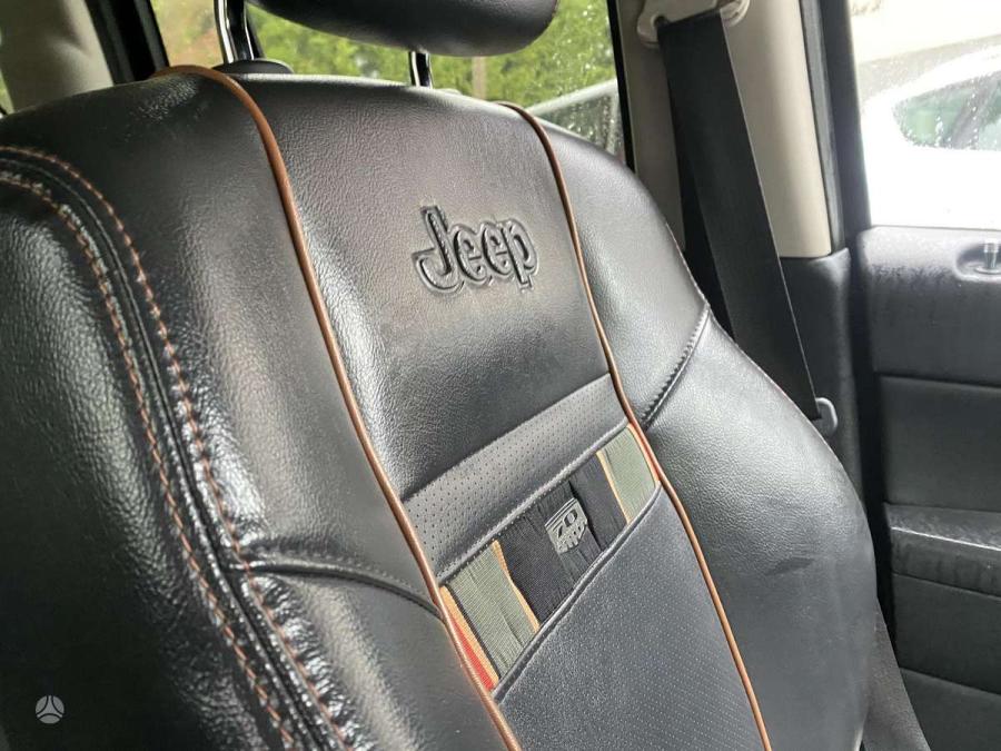 Melns Jeep Compass 2011 Šauļi, ar dzinēja tilpumu 2.14 L un nobraukumu 180 tūkst. km par 4500 €, foto 13 vietnē AUTOMOTO.COM.LV