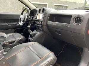 Melns Jeep Compass 2011 Šauļi, ar dzinēja tilpumu 2.14 L un nobraukumu 188 tūkst. km par 4999 €, foto 10 vietnē AUTOMOTO.COM.LV