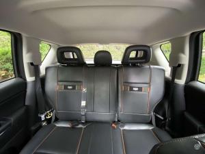 Melns Jeep Compass 2011 Šauļi, ar dzinēja tilpumu 2.14 L un nobraukumu 188 tūkst. km par 4999 €, foto 14 vietnē AUTOMOTO.COM.LV