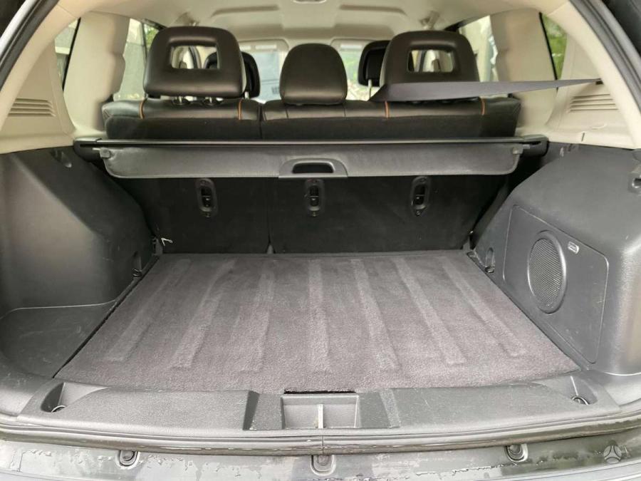 Melns Jeep Compass 2011 Šauļi, ar dzinēja tilpumu 2.14 L un nobraukumu 188 tūkst. km par 4999 €, foto 17 vietnē AUTOMOTO.COM.LV