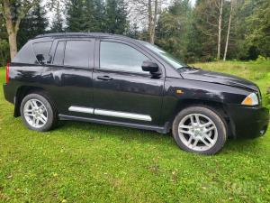 Melns Jeep Compass 2011 Liepāja, ar dzinēja tilpumu 2.20 L un nobraukumu 285 tūkst. km par 5400 €, foto 3 vietnē AUTOMOTO.COM.LV
