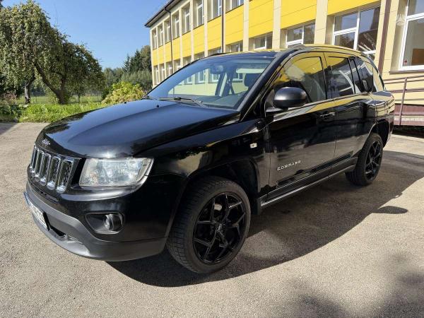 Melns Jeep Compass 2012 Varėna, ar dzinēja tilpumu 2.14 L un nobraukumu 182 tūkst. km par 4650 €, foto 3 vietnē AUTOMOTO.COM.LV