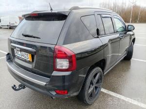 Black Jeep Compass 2014 in Daugavpils, with an engine capacity of 2.20 L and mileage of 131 thousand km for 6400 €, photo 16 on AUTOMOTO.COM.LV