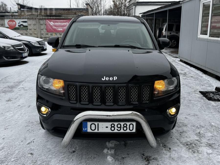 Black Jeep Compass 2014 in Daugavpils, with an engine capacity of 2.20 L and mileage of 0 thousand km for 6400 €, photo 2 on AUTOMOTO.COM.LV