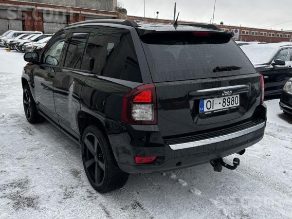Black Jeep Compass 2014 in Daugavpils, with an engine capacity of 2.20 L and mileage of 0 thousand km for 6400 €, photo 4 on AUTOMOTO.COM.LV