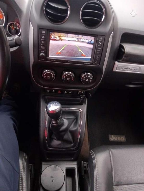 Black Jeep Compass 2014 in Utena, with an engine capacity of 2.14 L and mileage of 189 thousand km for 7990 €, photo 11 on AUTOMOTO.COM.LV