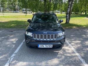 Black Jeep Compass 2014 in Riga, with an engine capacity of 2.20 L and mileage of 182 thousand km for 6390 €, photo 3 on AUTOMOTO.COM.LV
