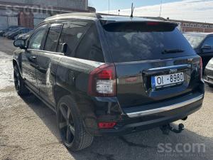 Melns Jeep Compass 2014 Daugavpils, ar dzinēja tilpumu 2.20 L un nobraukumu 0 tūkst. km par 5300 €, foto 5 vietnē AUTOMOTO.COM.LV