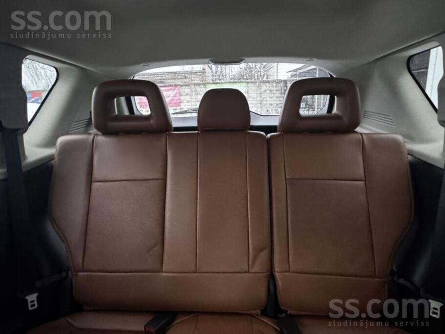 Melns Jeep Compass 2014 Daugavpils, ar dzinēja tilpumu 2.20 L un nobraukumu 0 tūkst. km par 5300 €, foto 19 vietnē AUTOMOTO.COM.LV