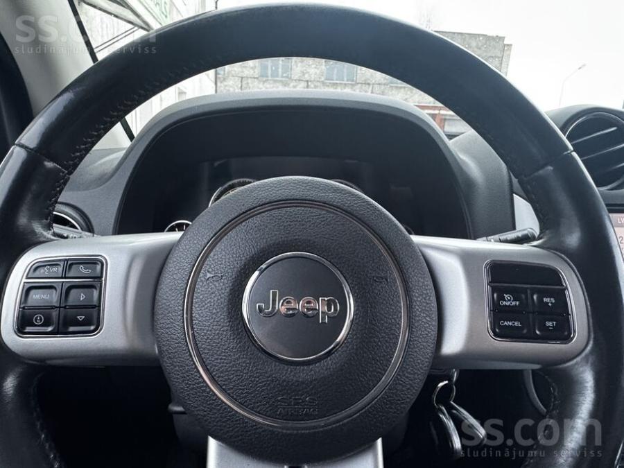 Melns Jeep Compass 2014 Daugavpils, ar dzinēja tilpumu 2.20 L un nobraukumu 0 tūkst. km par 5300 €, foto 27 vietnē AUTOMOTO.COM.LV