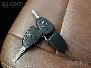 Melns Jeep Compass 2014 Daugavpils, ar dzinēja tilpumu 2.20 L un nobraukumu 0 tūkst. km par 5300 €, foto 28 vietnē AUTOMOTO.COM.LV